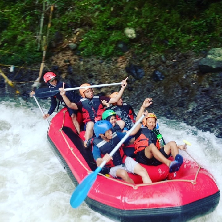 Paket Rafting Cianten River Village (CRV) Bogor - GoTrip.co.id