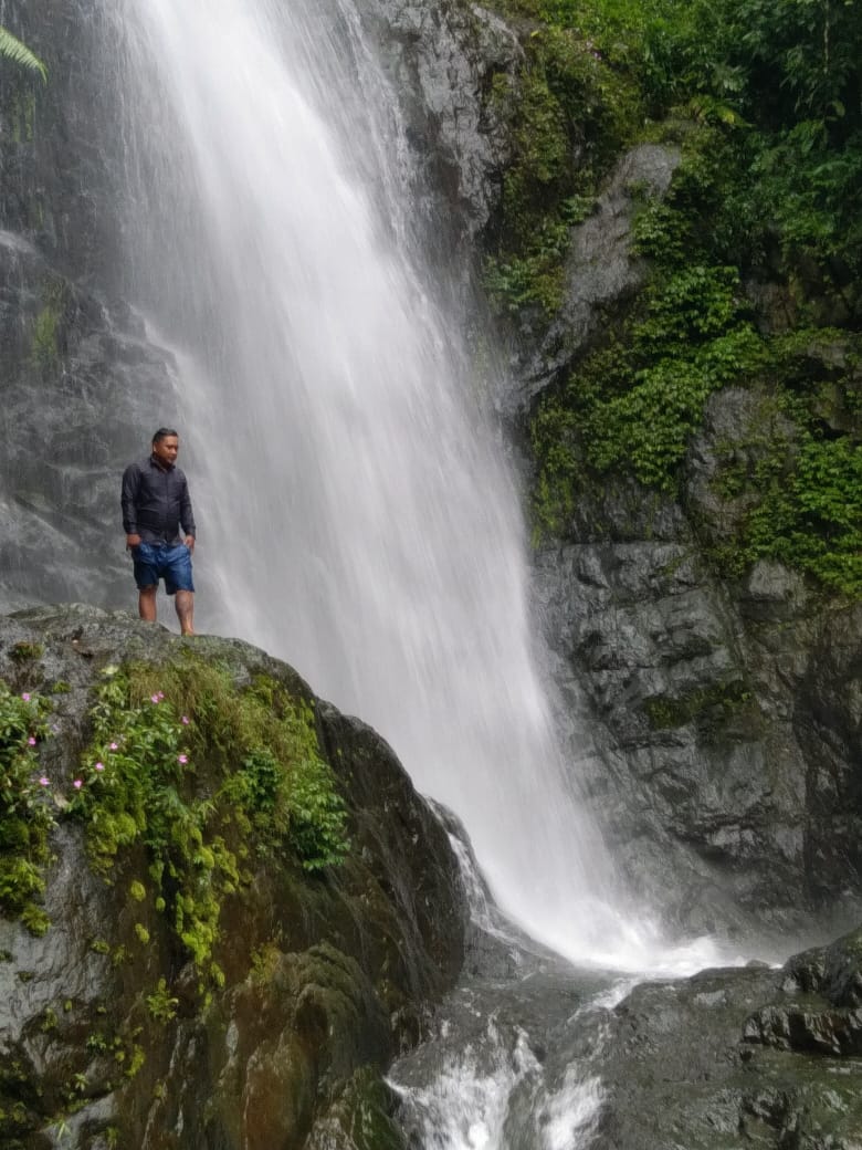 Paket Trekking Gunung Sanggabuana Karawang - GoTrip.co.id